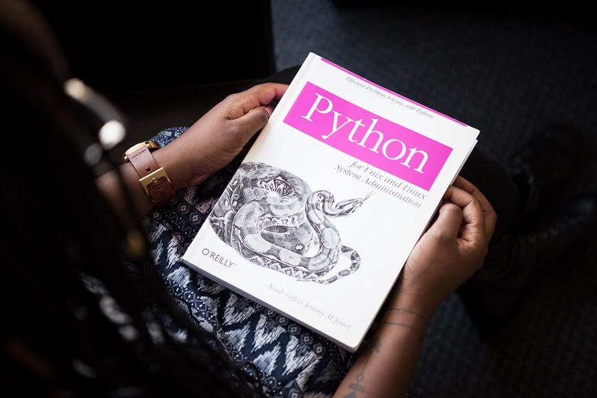 6 meilleurs cours de Python pour l'analyse des données [2022] | Kclik